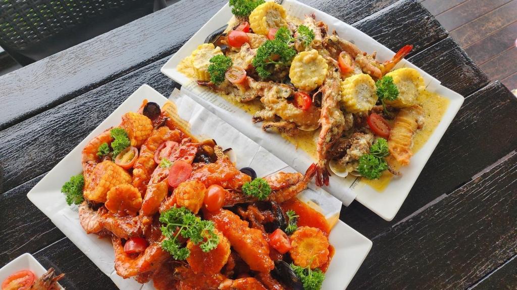 GEORGES® | New Seafood Menu Now Available In Pasir Ris Park